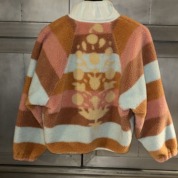 FP Movement by Free People | Jackets & Coats | Fp Movement Hit The ...